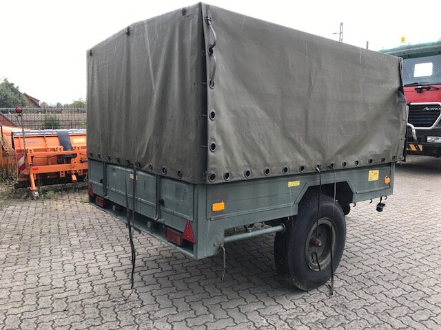 SARIS Wassertank Anhaenger in Bovenden | Gassmann