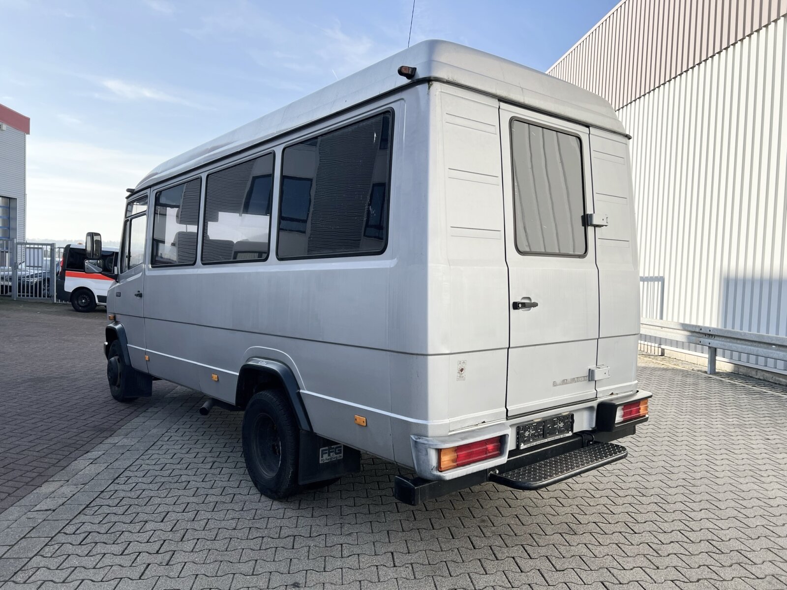 Mercedes 711 D Technische Daten