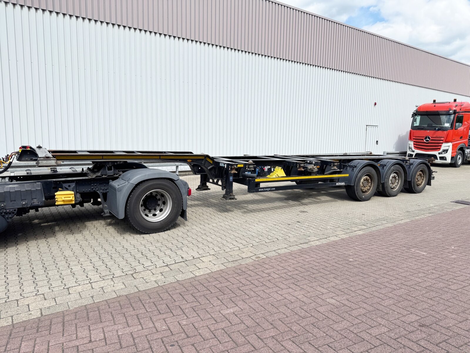 Detailansicht | Koegel Port 45 Simplex Container-Chassis | Gassmann Cars