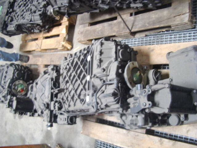 Detailansicht | ZF Getriebe 16S181IT | Gassmann Trucks