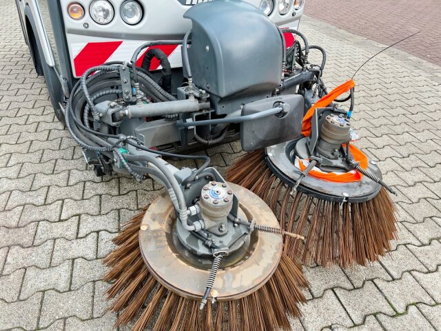 Hako Citymaster 2000 2B Kehrmaschine 4x2 in Bovenden | Gassmann